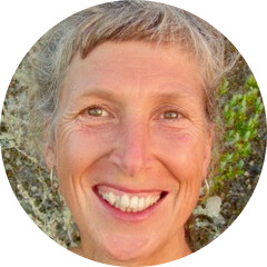 Kabiro Eva Scheller – Dancers' Village